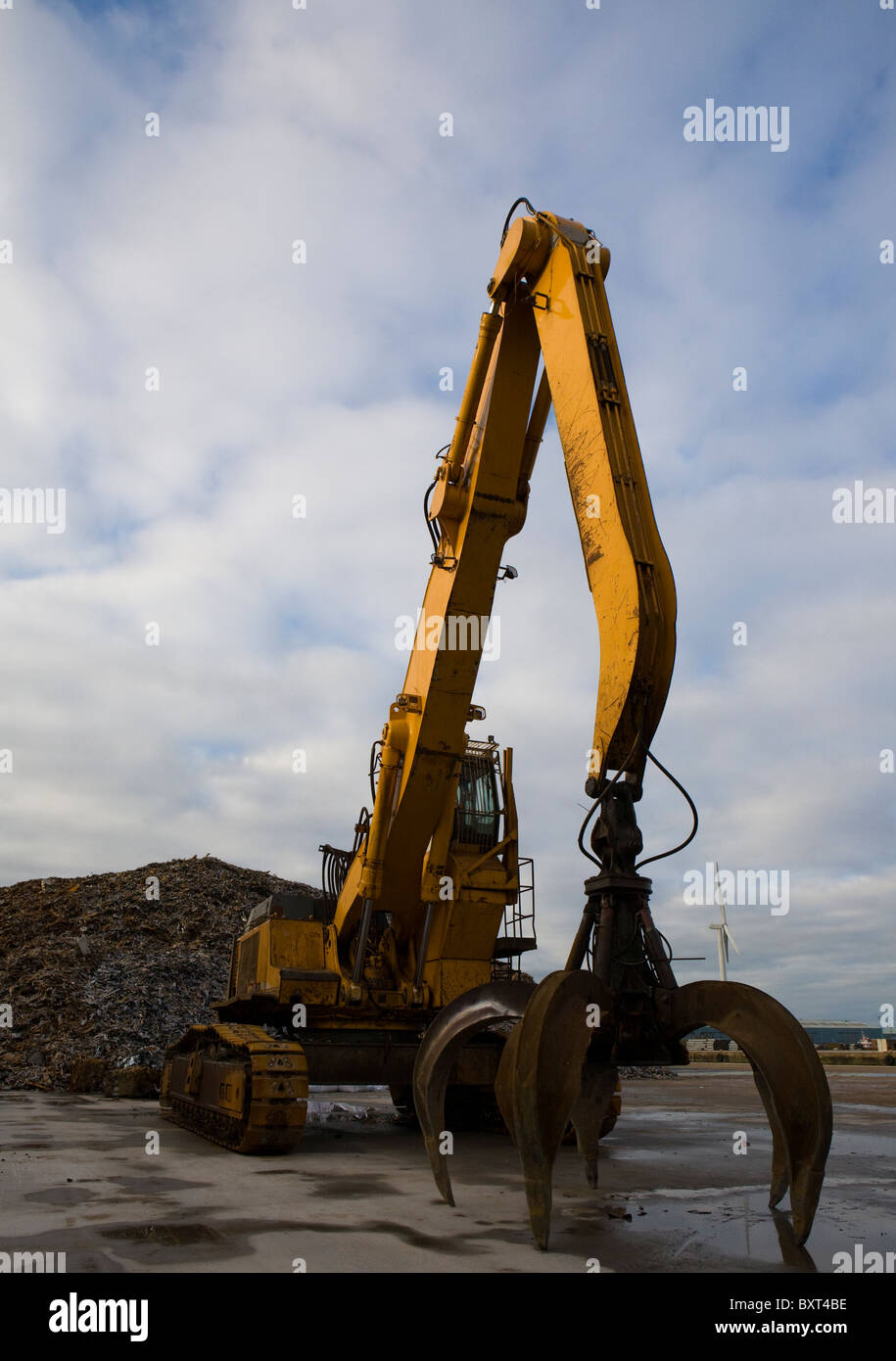 Liebherr Grab, Scrap and Salvaged Metal for Recycling Metals and ...