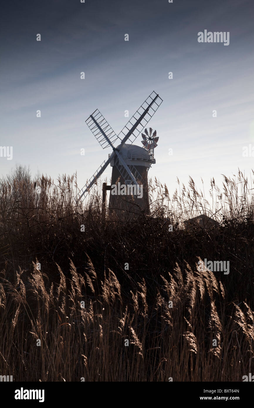 Grade ll listed historic mill building hi-res stock photography and ...