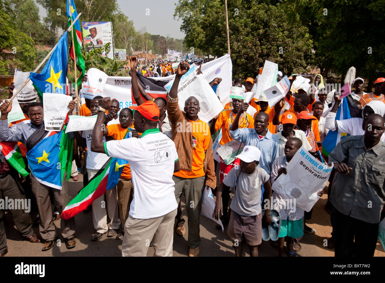African crowd city centre hi-res stock photography and images - Alamy