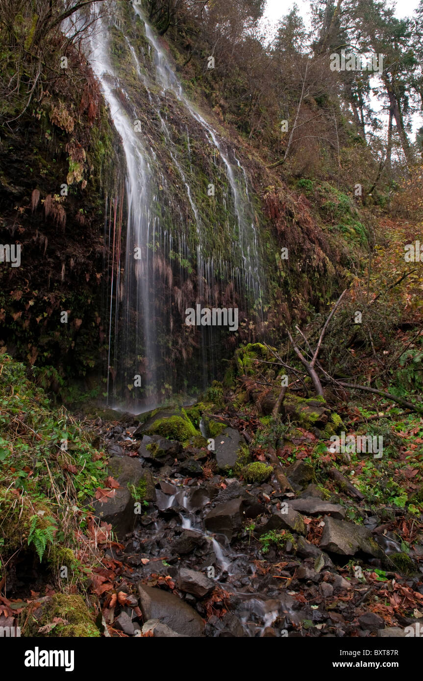 Multnomah falls hi-res stock photography and images - Alamy