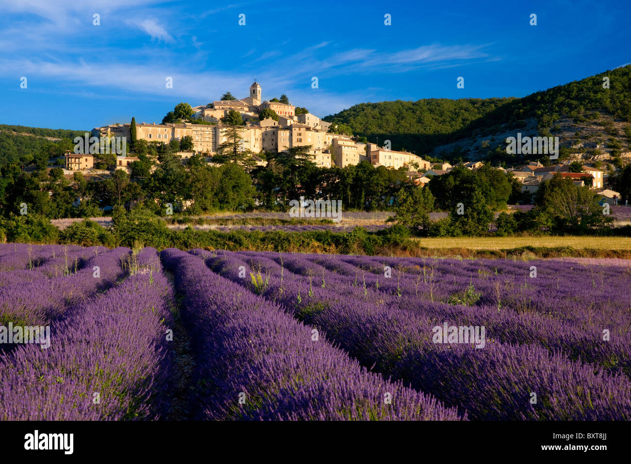 Village of banon in the vaucluse hi-res stock photography and images ...