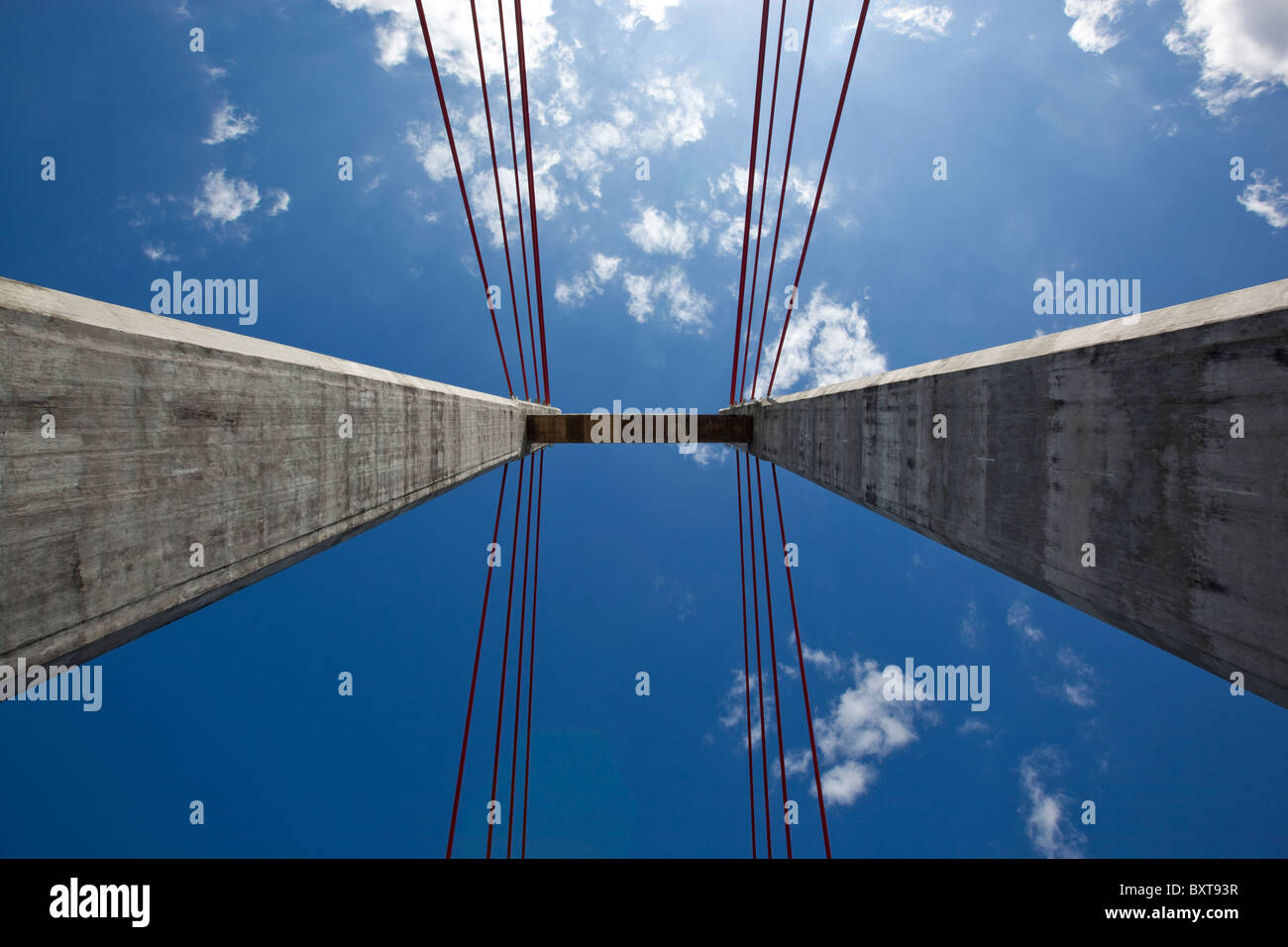 Puente de amistad hi-res stock photography and images - Alamy