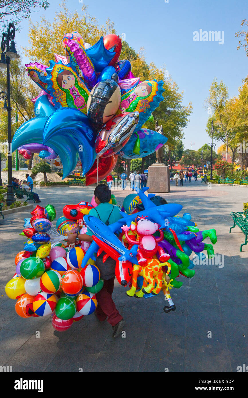 Balloon vendor in Hidalgo Plaza in Coyoacan in Mexico City Stock Photo ...