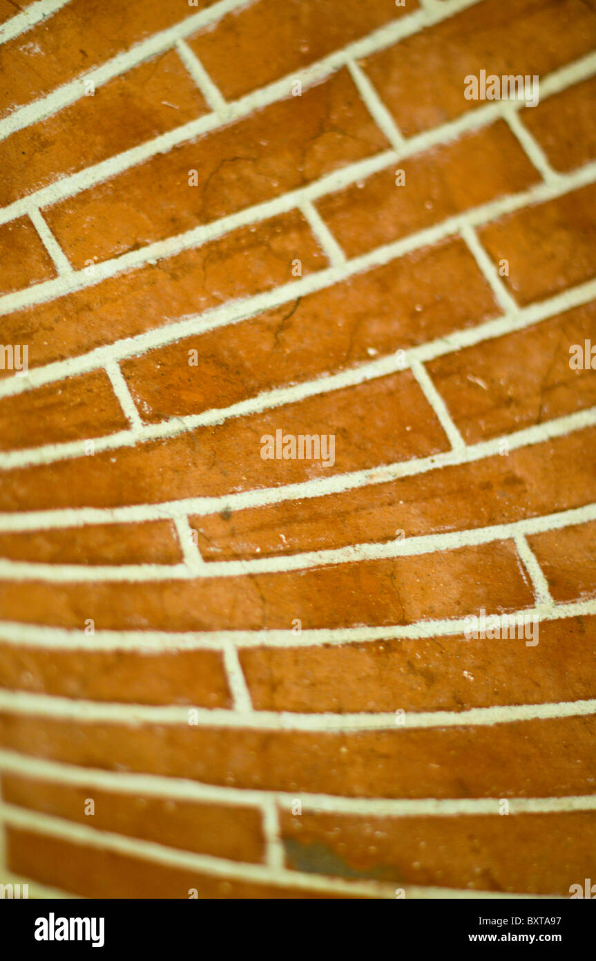 Curved bricks hi-res stock photography and images - Alamy
