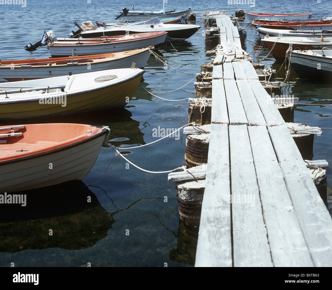 Boats moored jetties on hi-res stock photography and images - Alamy