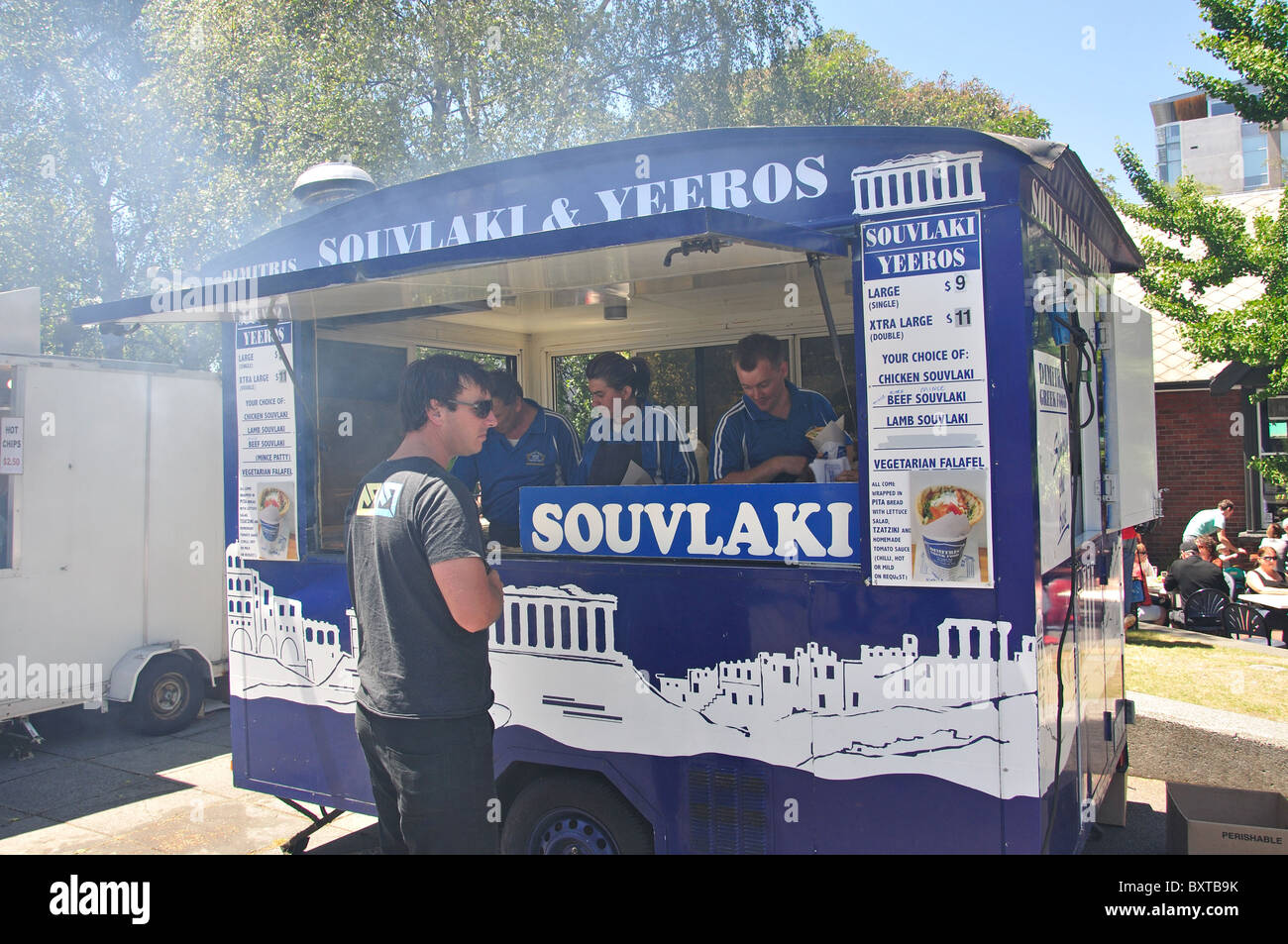 Greek food stall hi-res stock photography and images - Alamy