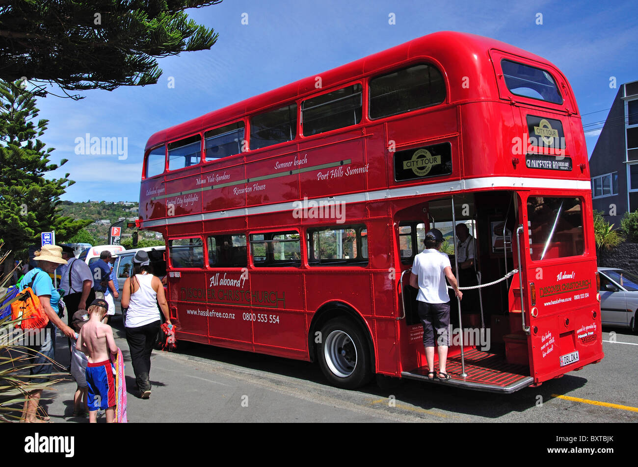 Red Double-decker sightseeing bus, The Esplanade, Sumner, Christchurch ...
