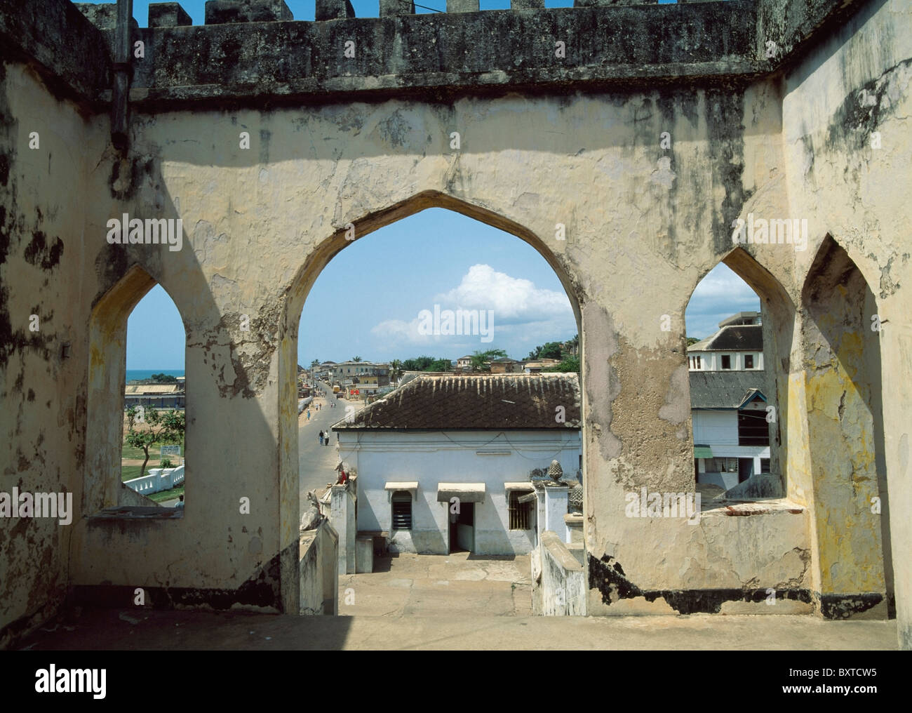 Archway frame hi-res stock photography and images - Alamy