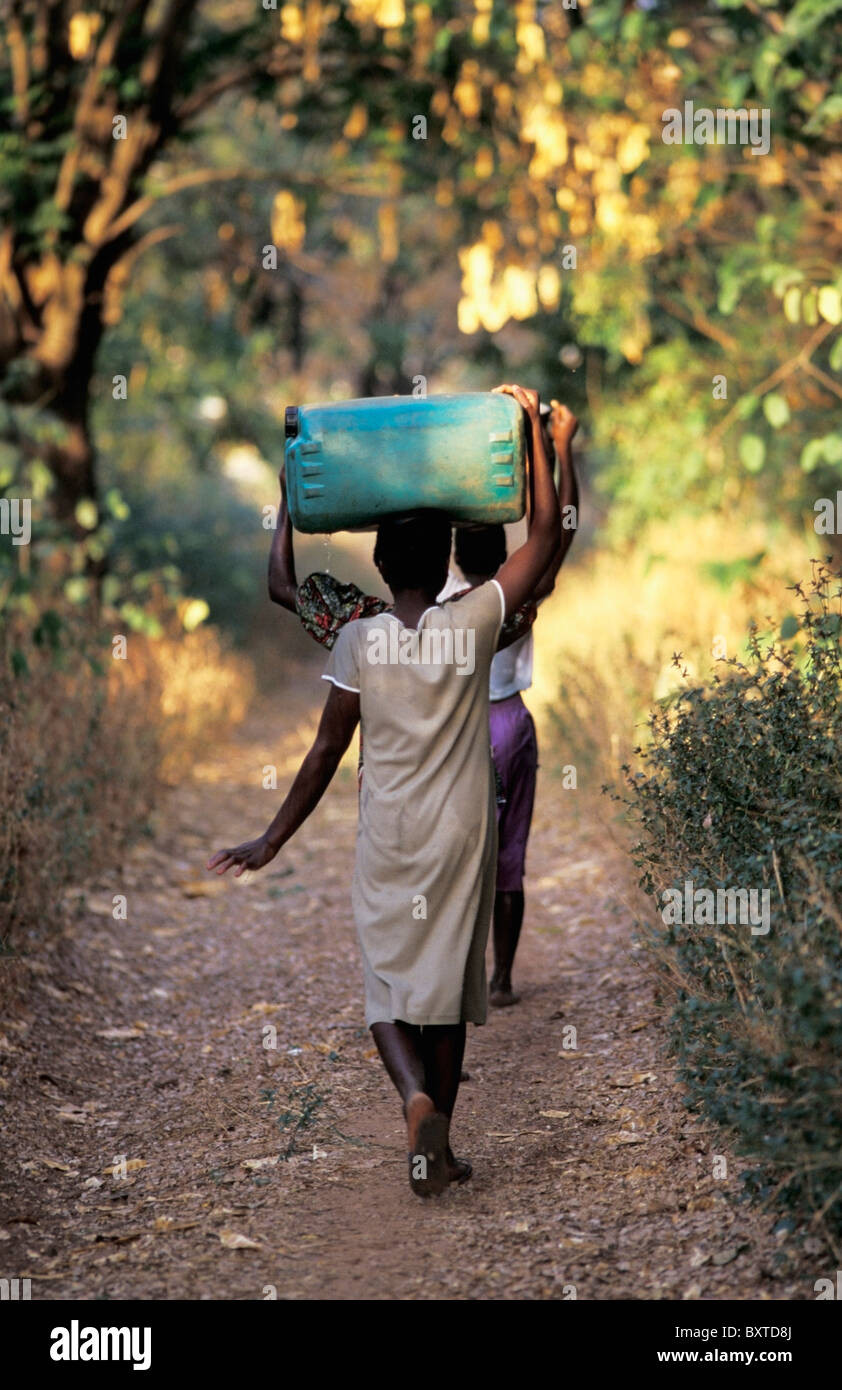 People Collecting Water Stock Photo - Alamy