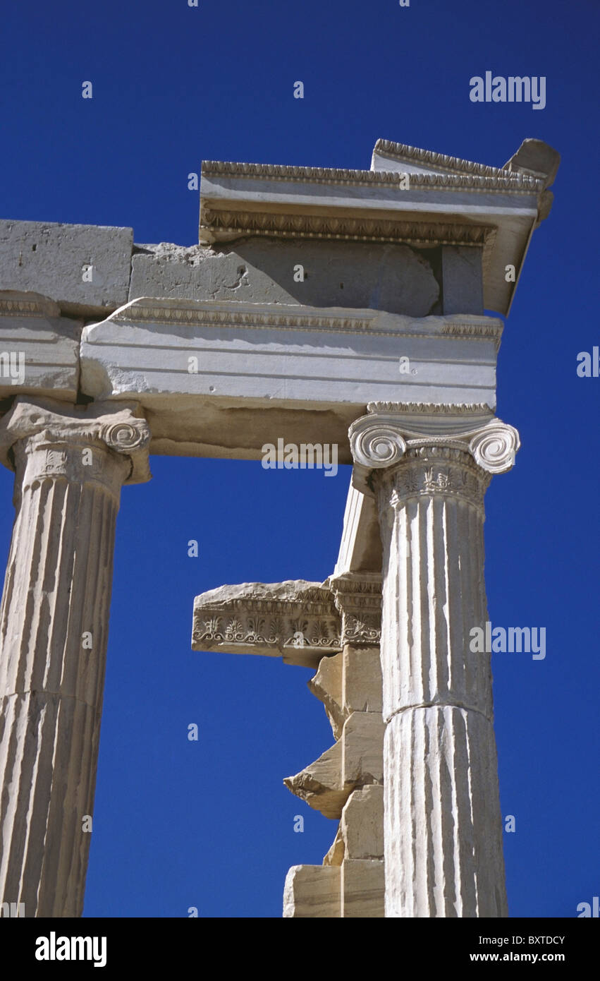 Build building parthenon hi-res stock photography and images - Alamy