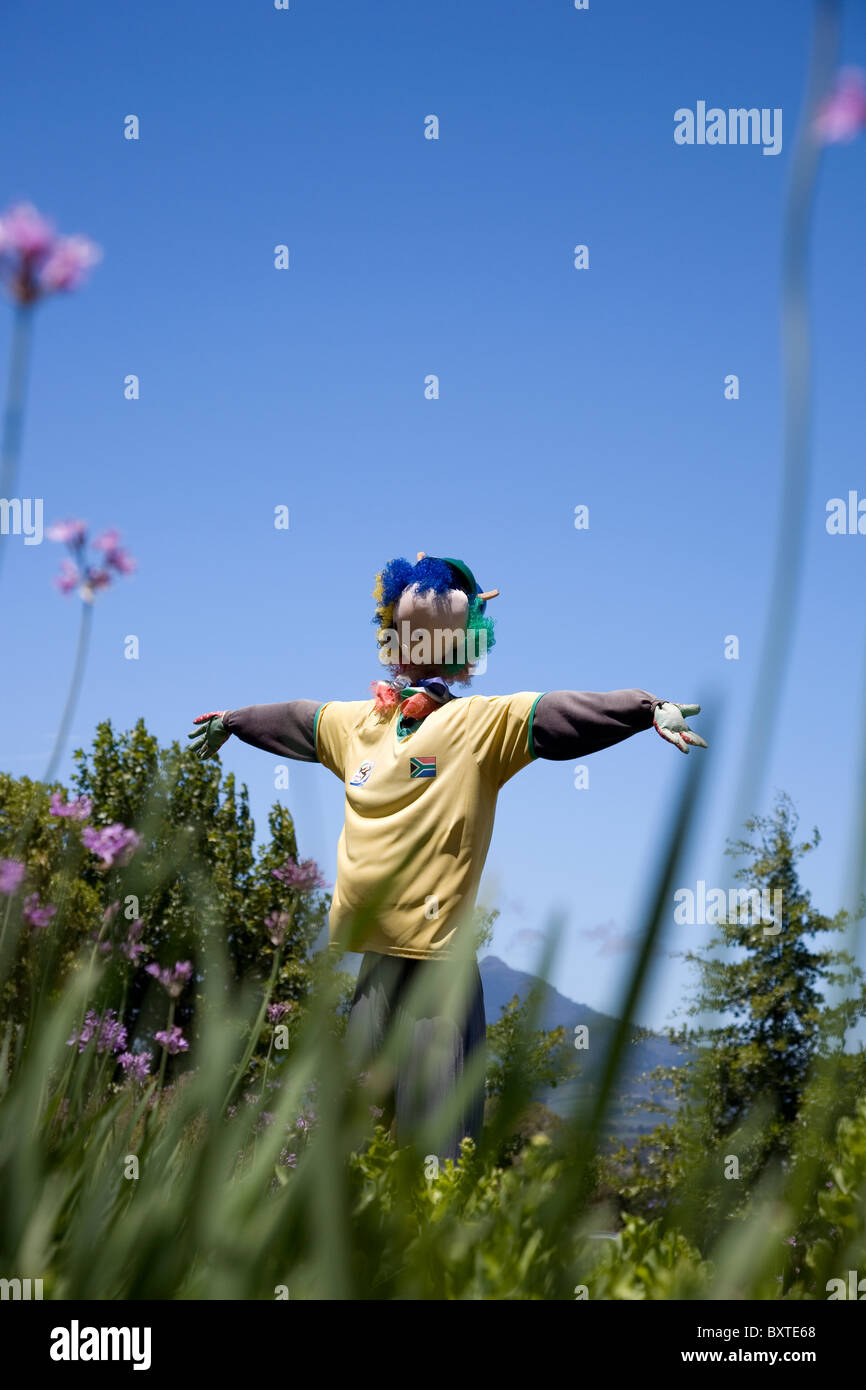 Africa scarecrow hi-res stock photography and images - Alamy