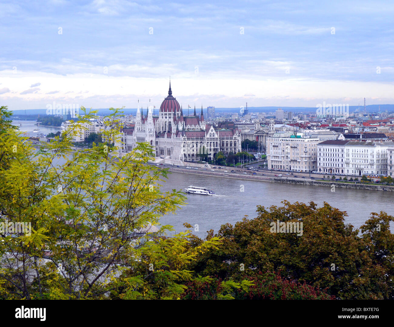 Parliament Building & River Danube Stock Photo - Alamy