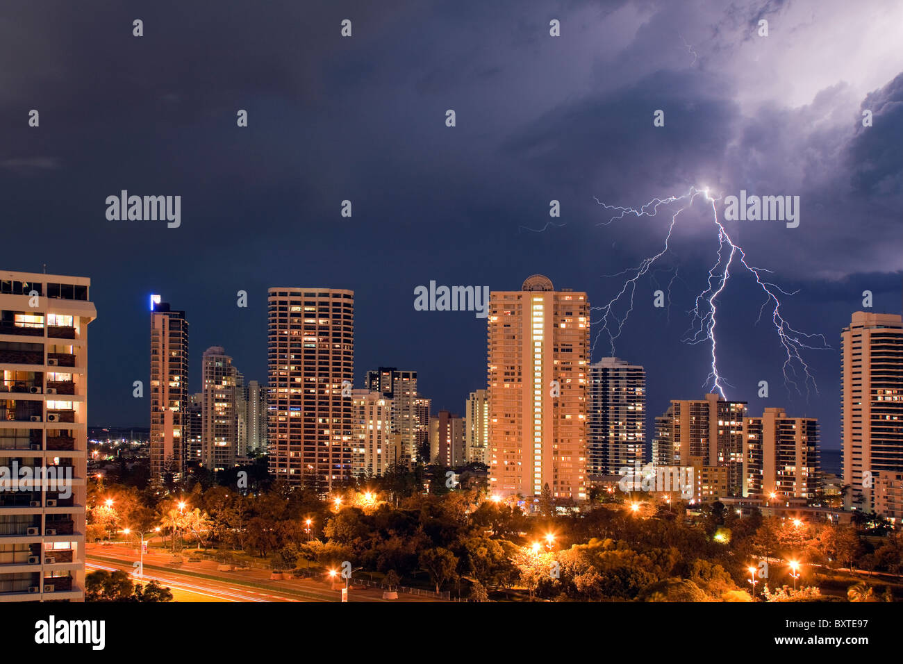 Lightning australia panorama hi-res stock photography and images - Alamy