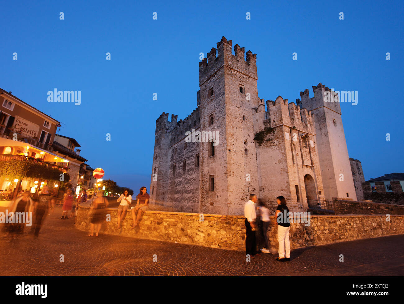Scaliger Castle, illuminated, Sirmione, Lake Garda, Veneto, Italy Stock ...