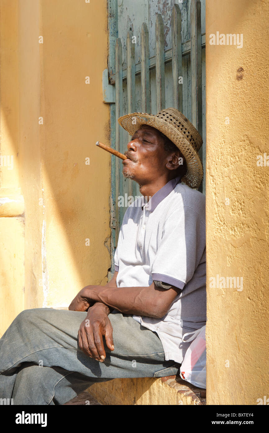 Portrait Of Cuban Man High Resolution Stock Photography and Images - Alamy