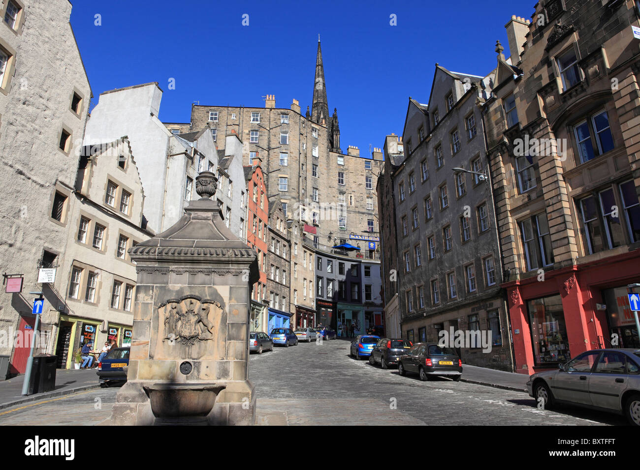Edinburgh, Autumn, Victoria Street Leading Up From Grassmarket Stock ...