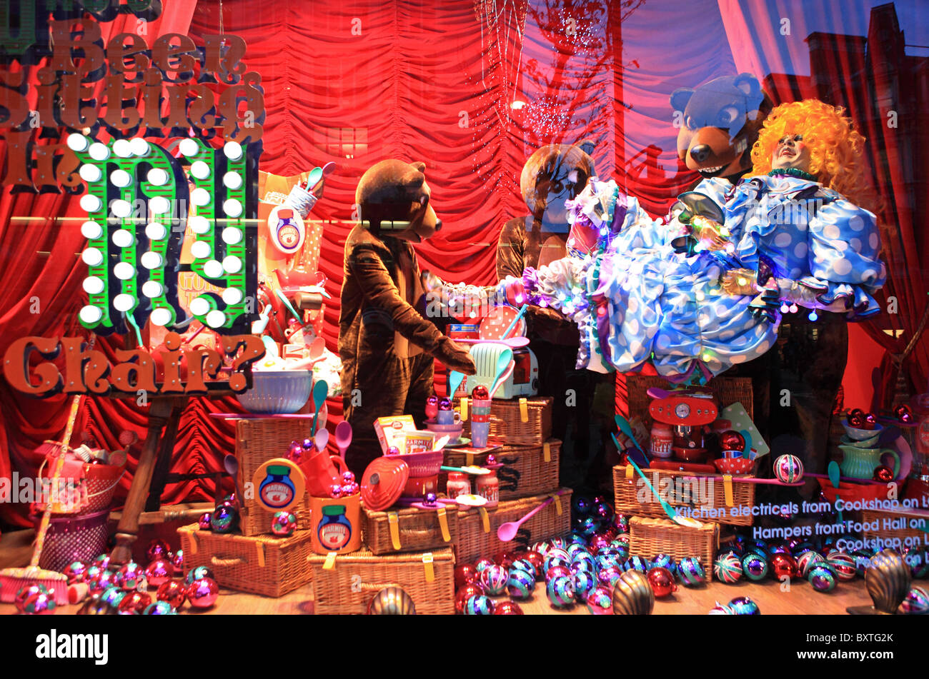 London Christmas 2009, Oxford Street, Selfridges Shop Window Stock ...