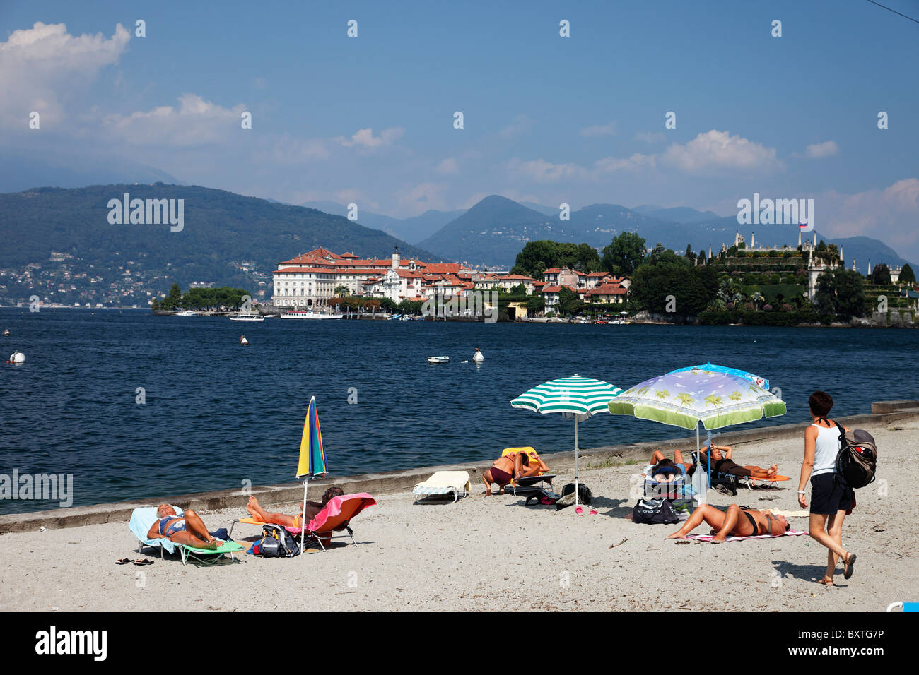 Beach, Borromean Palazzo, Isola Bella, Stresa, Lago Maggiore, Piedmont ...