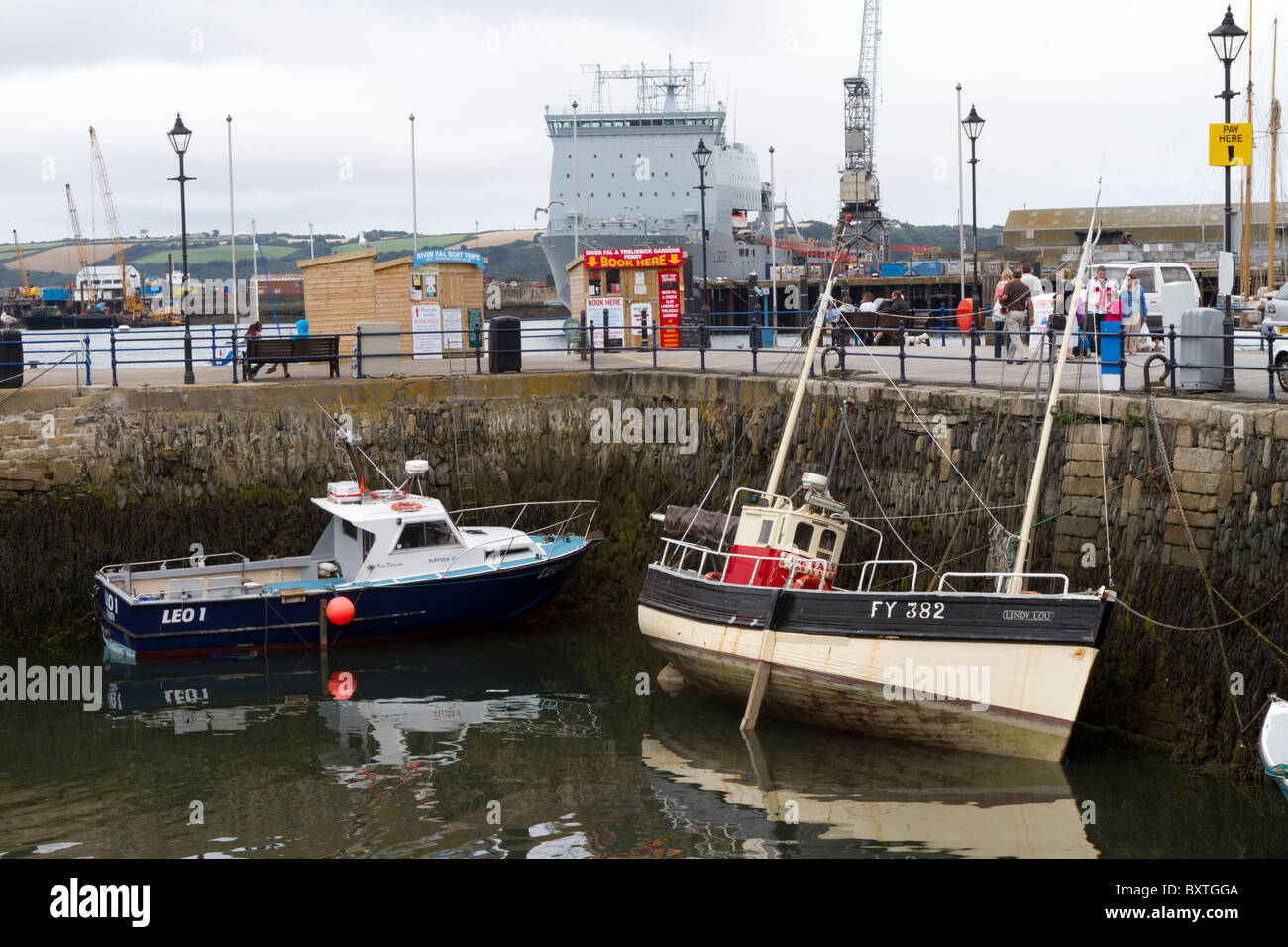 Falmouth harbour promenade hi-res stock photography and images - Alamy