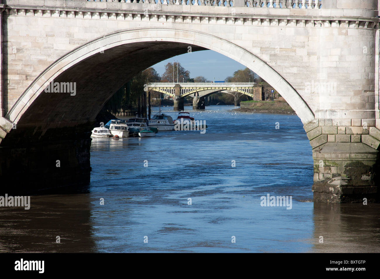 Looking through the arch in Richmond Bridge towards bridges downstream ...