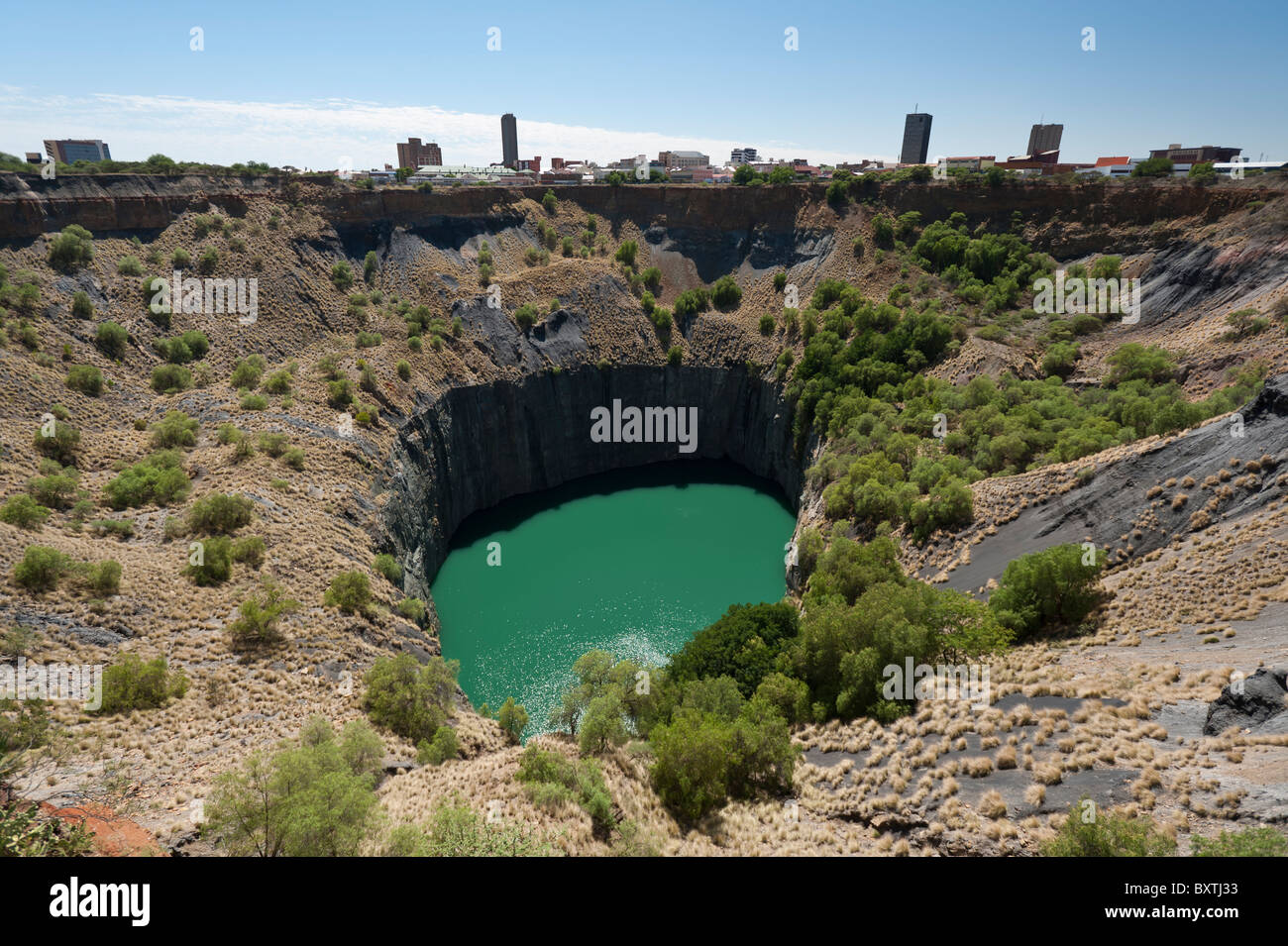 Kimberley City Centre over the Big Hole Diamond Mine and Museum ...