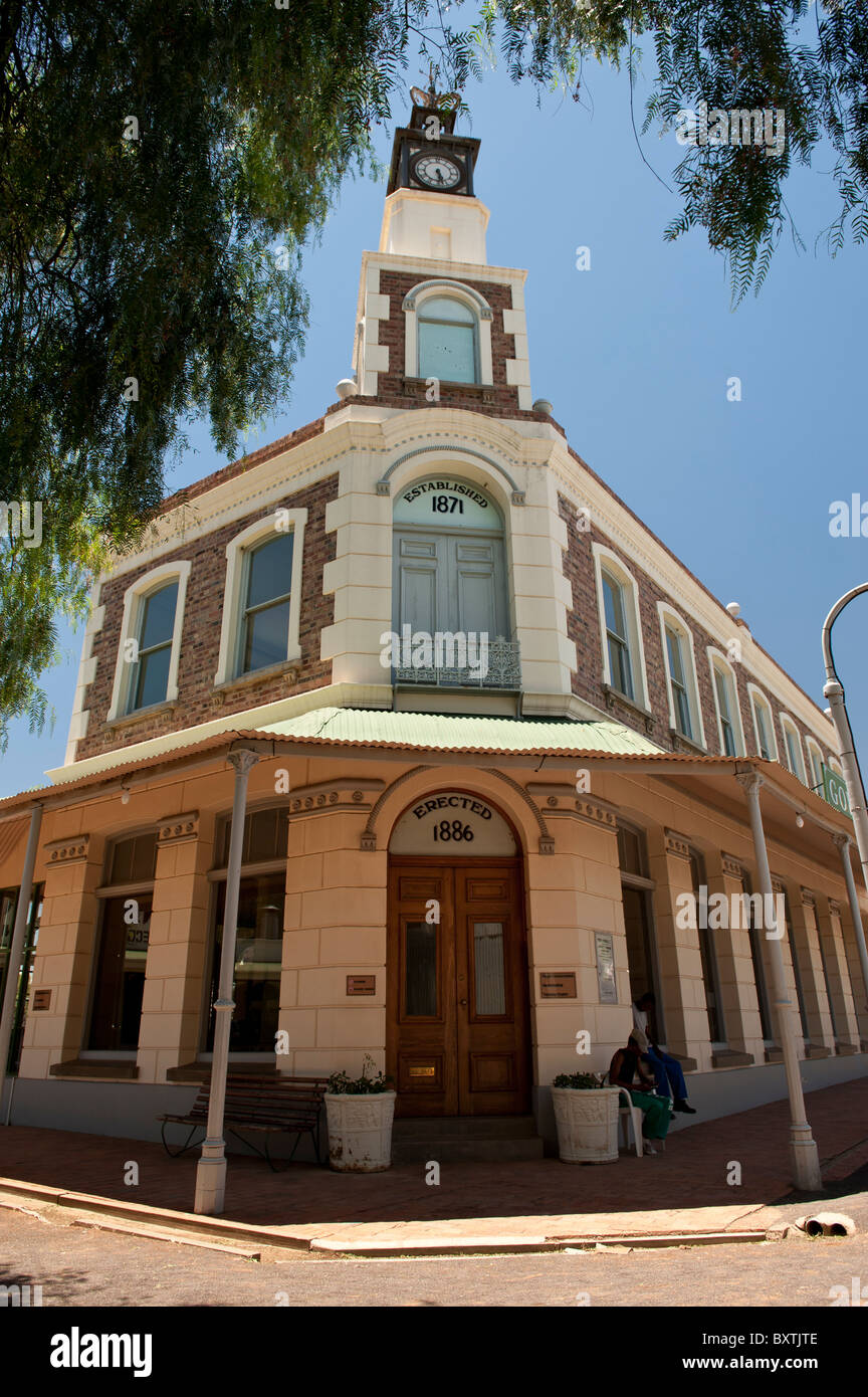 Kimberley Old Town and Historic Clock Tower in the Big Hole Diamond ...