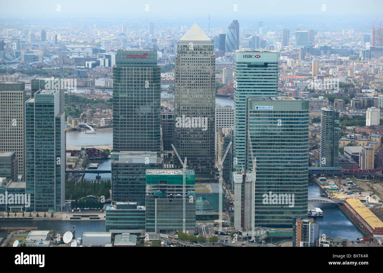 Aerial view of Canary Wharf with the City of London in the background ...