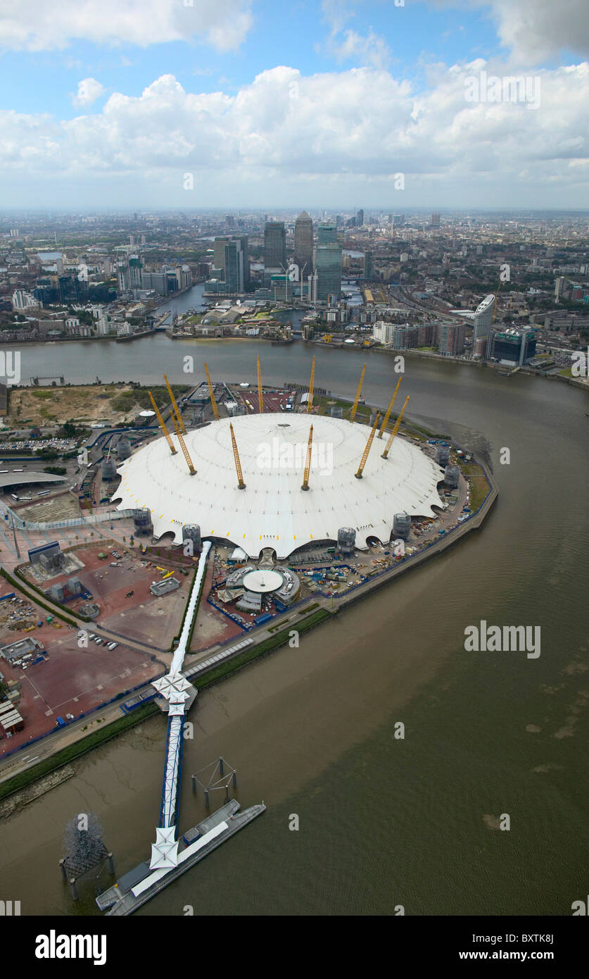 Millennium Dome on the Greenwich Peninsula and Canary Wharf London ...