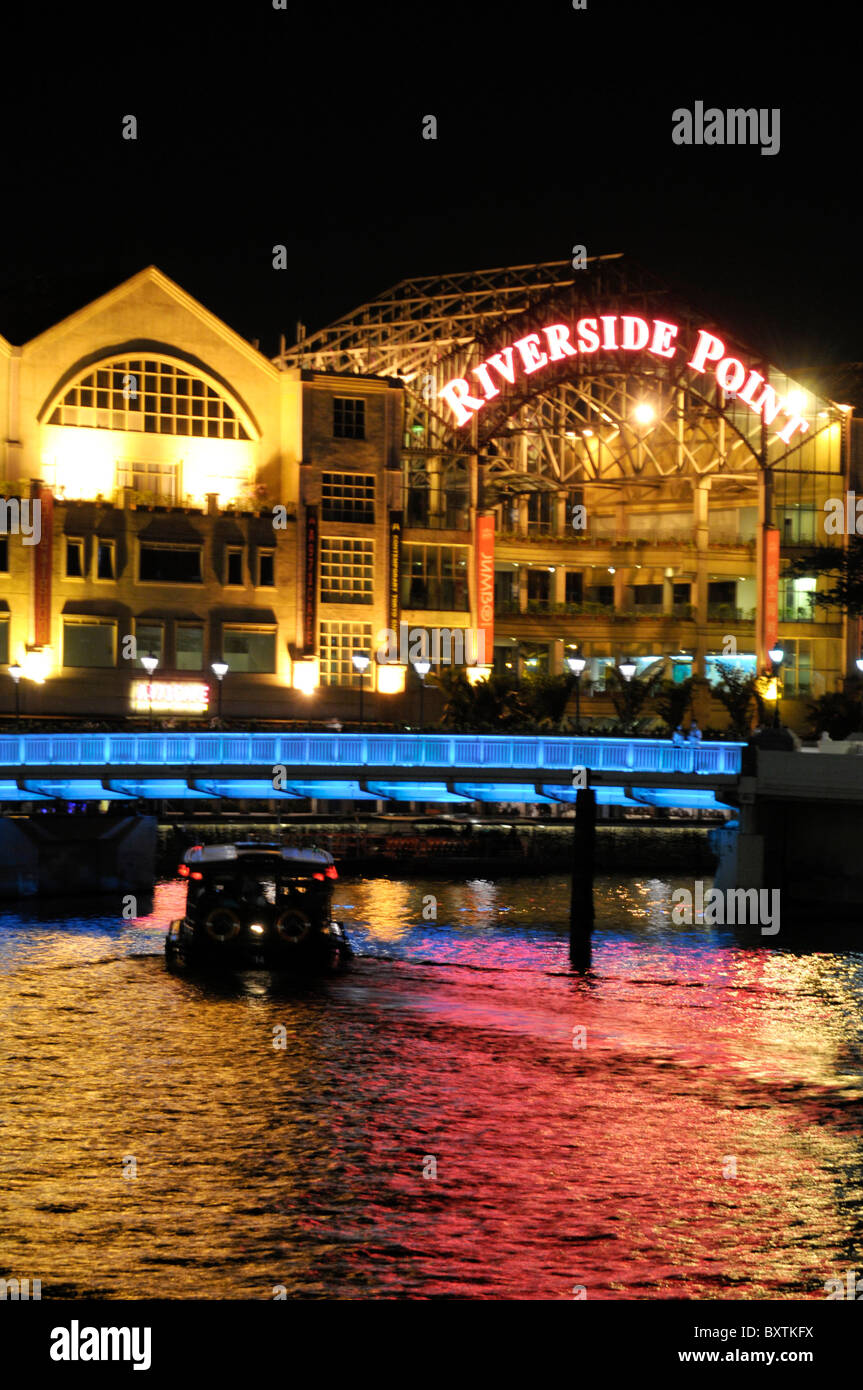 Riverside quays hi-res stock photography and images - Alamy