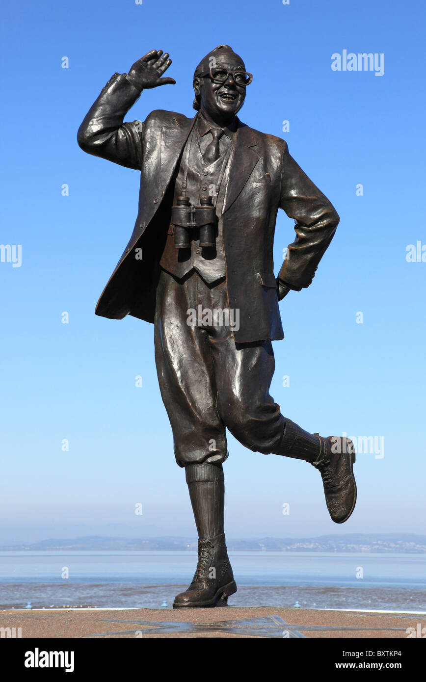 Lancashire, Morecambe, The Eric Morecambe Memorial Statue Stock Photo ...