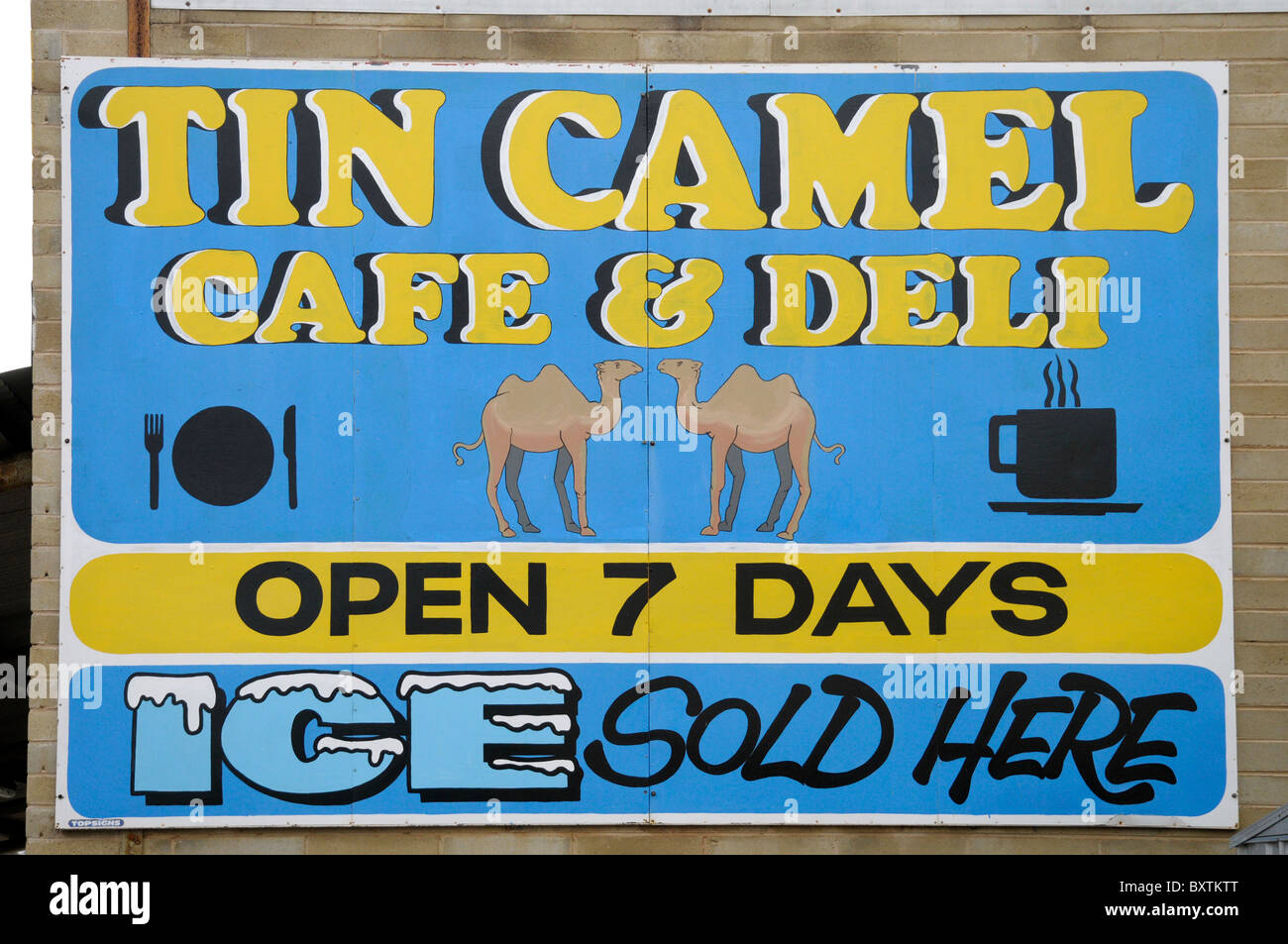 Tin Camel Sign In Norseman Wa Australia Stock Photo - Alamy