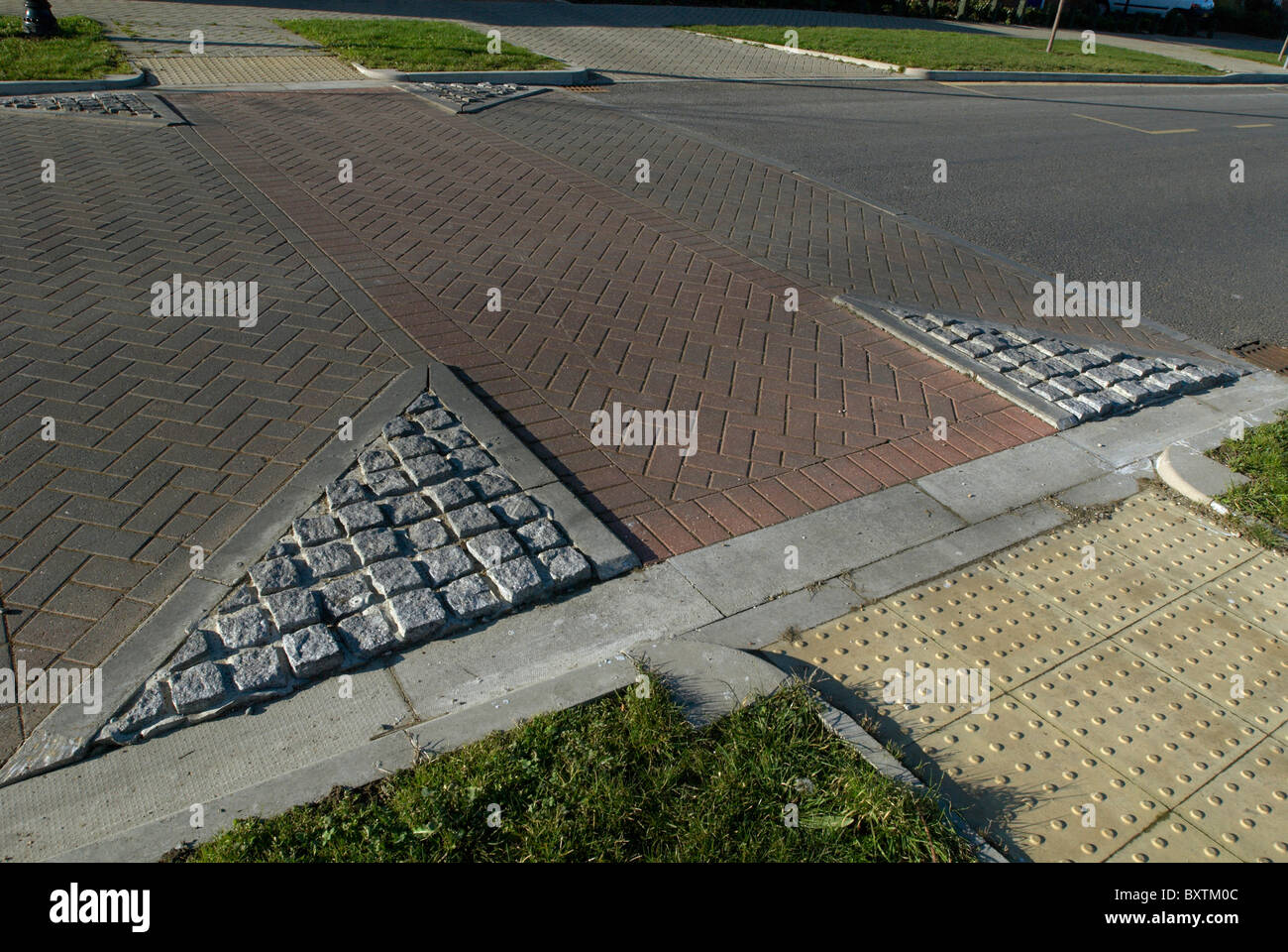 Cushion pavement hi-res stock photography and images - Alamy