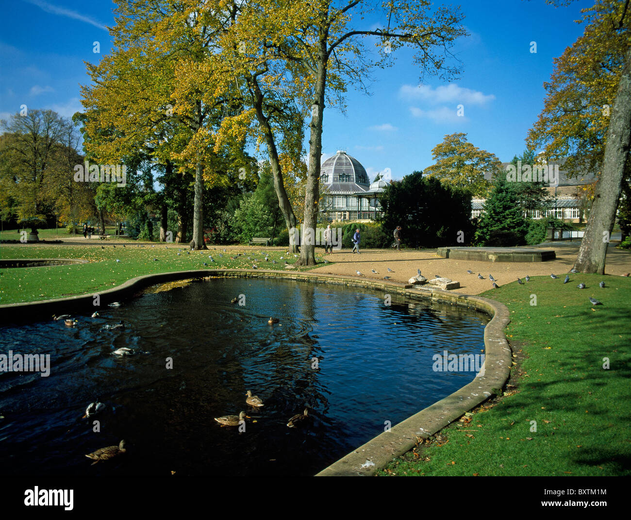 Peak District, Buxton, Pavilion Gardens Stock Photo - Alamy