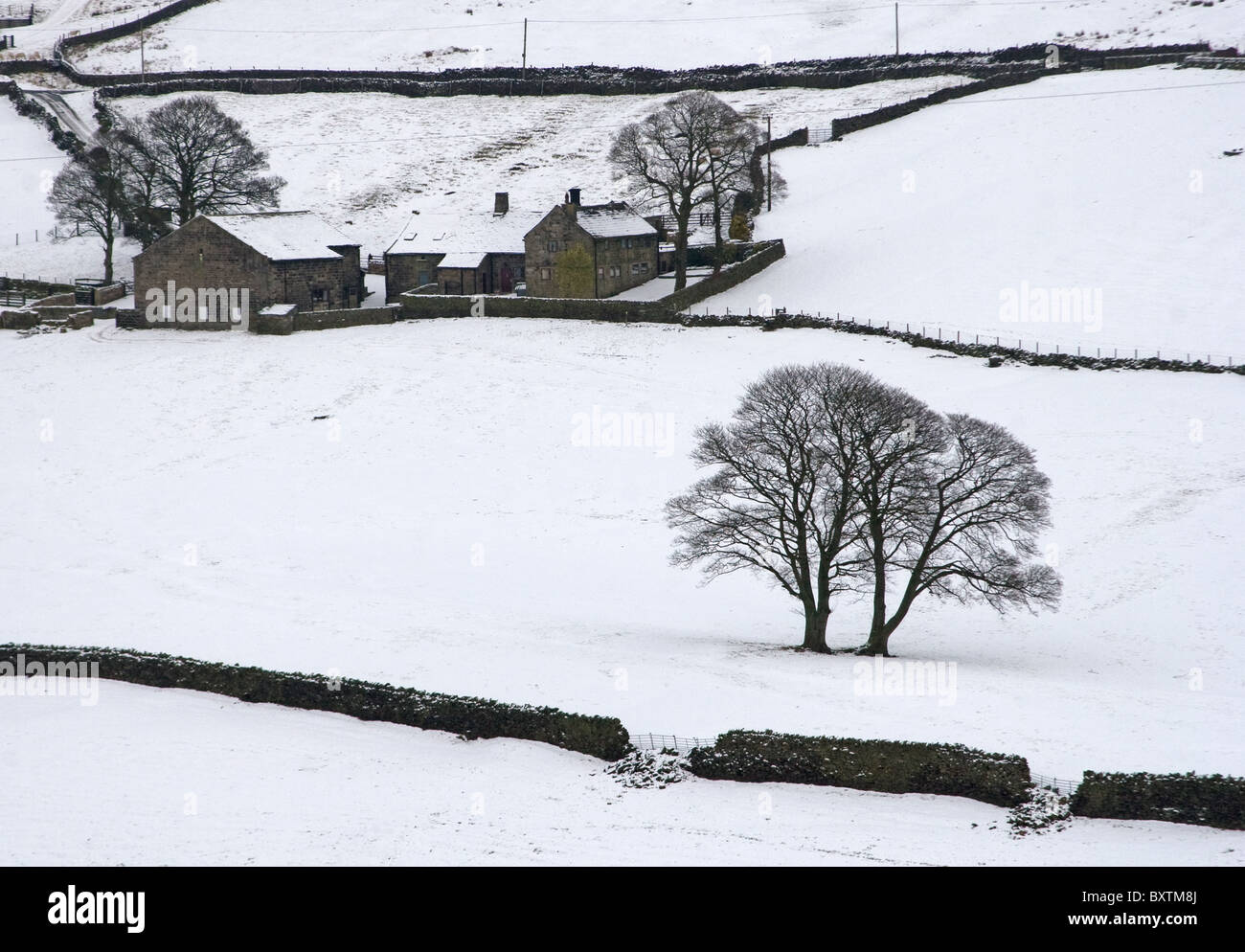 Farm snow uk hi-res stock photography and images - Alamy