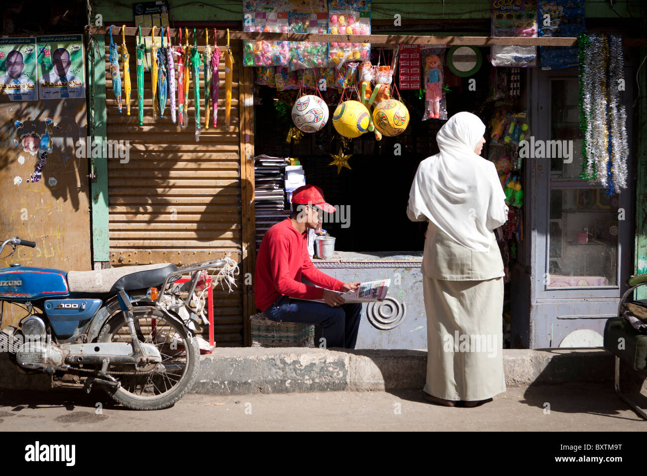 Reading street market hi-res stock photography and images - Alamy