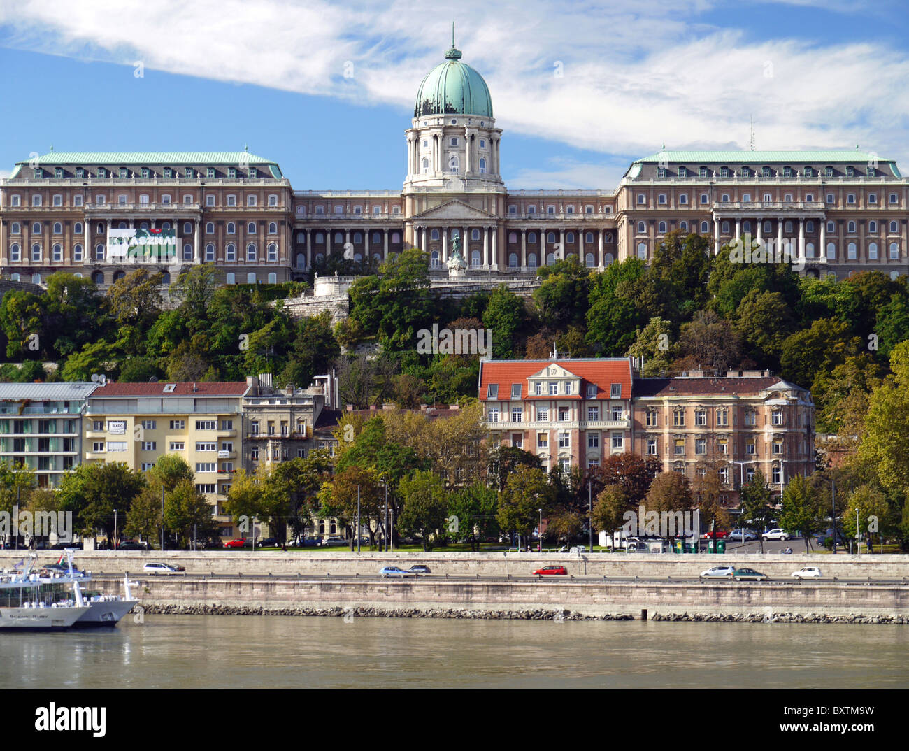 View royal buda palace hi-res stock photography and images - Alamy