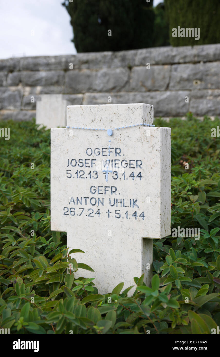 German tombstone hi-res stock photography and images - Alamy