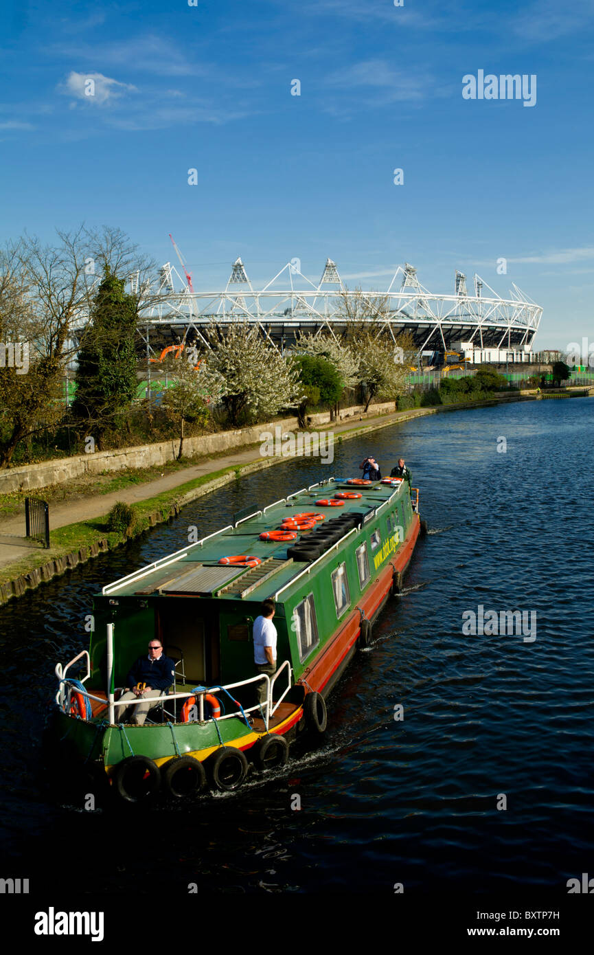 April england hi-res stock photography and images - Alamy