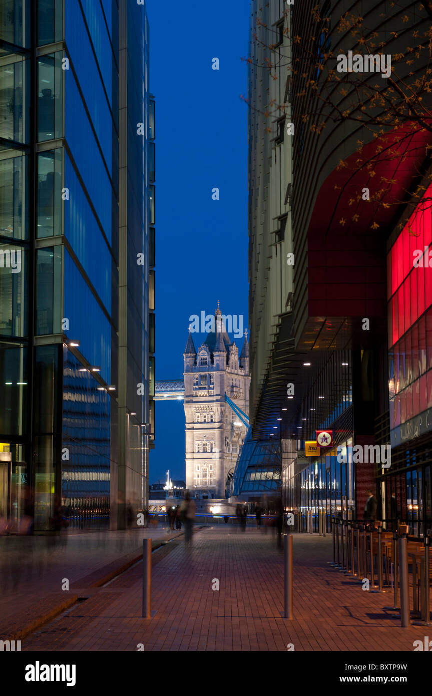 More london office complex and tower bridge hi-res stock photography ...