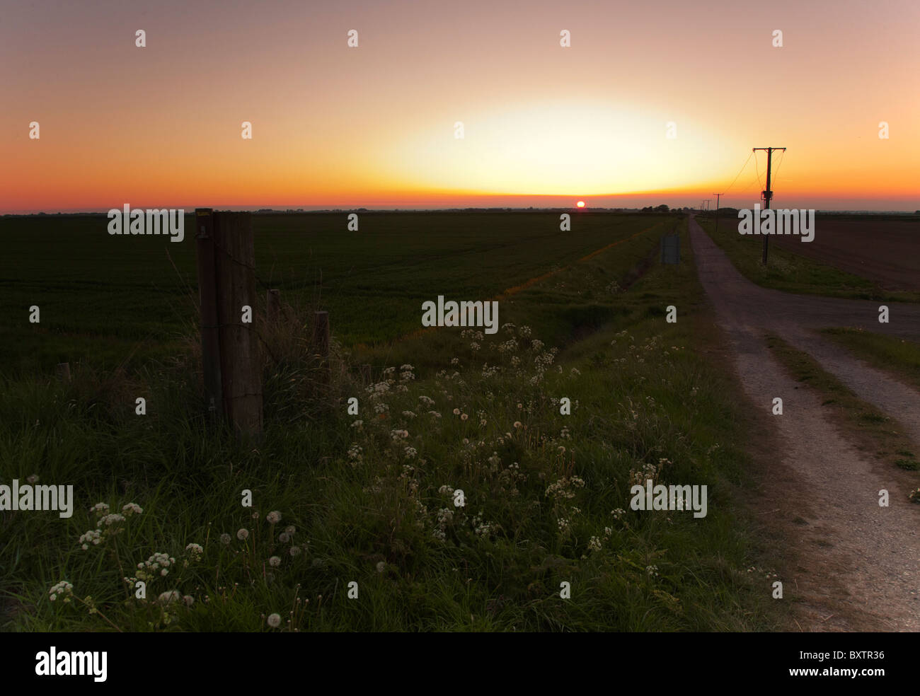 Looking across to farmland hi-res stock photography and images - Alamy