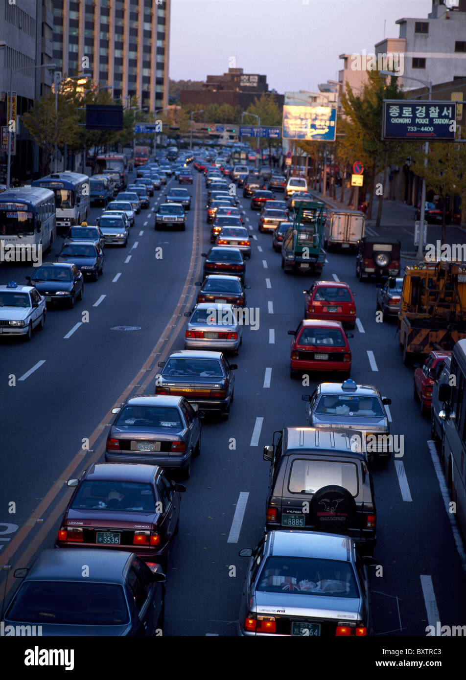 Traffic jam seoul hi-res stock photography and images - Alamy