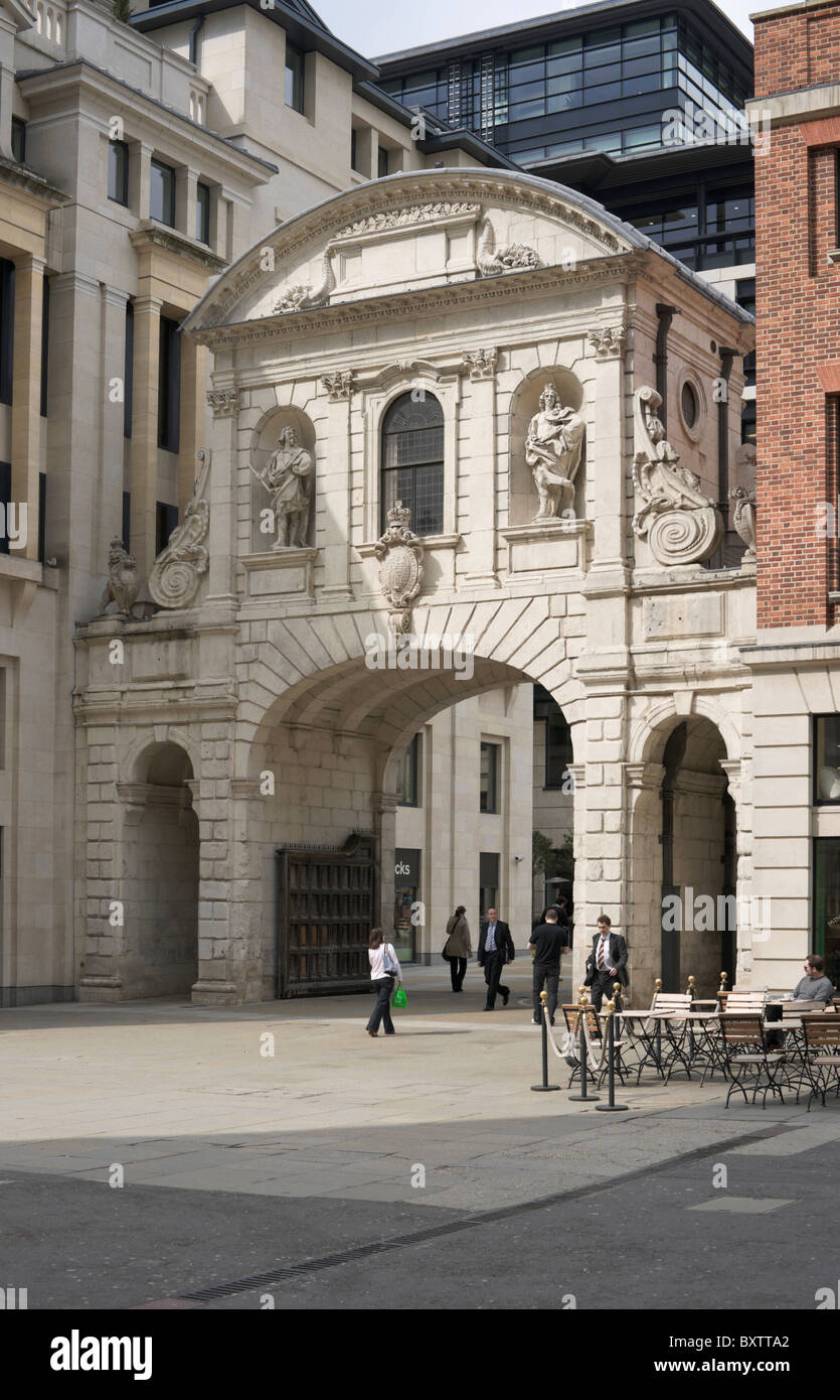 Walking through arch hi-res stock photography and images - Alamy