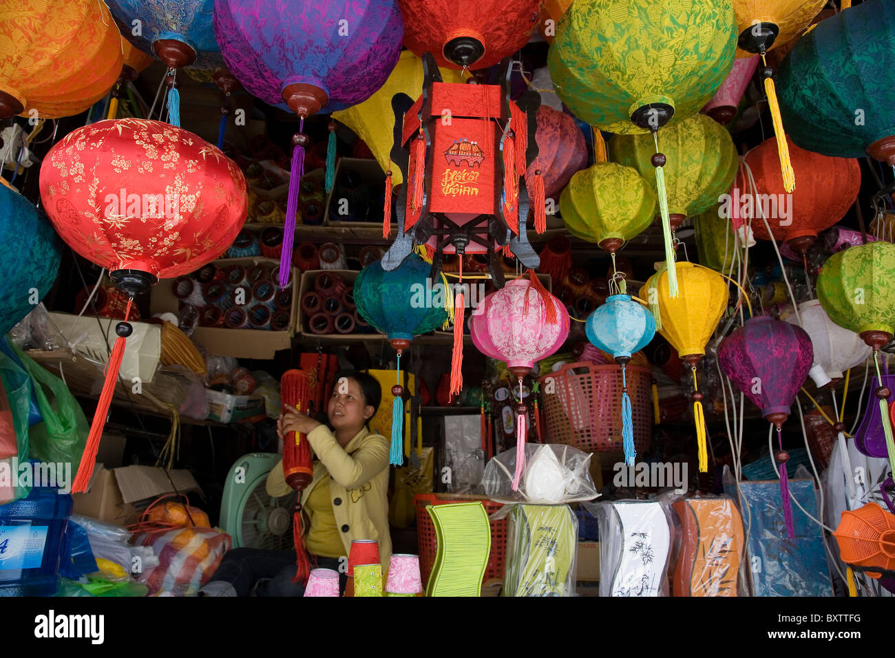 handcrafted lanterns shop Stock Photo - Alamy