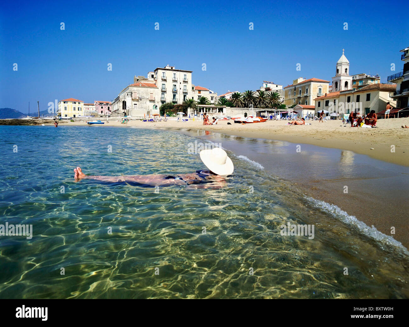 Person floating background hi-res stock photography and images - Alamy