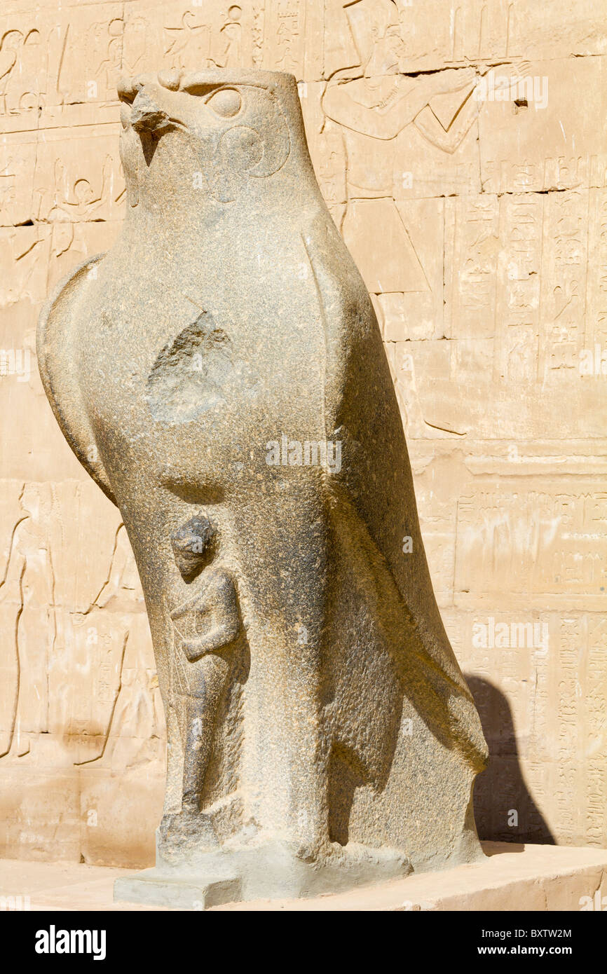 Edfu Temple, Egypt - statue of the God Horus 7 Stock Photo - Alamy
