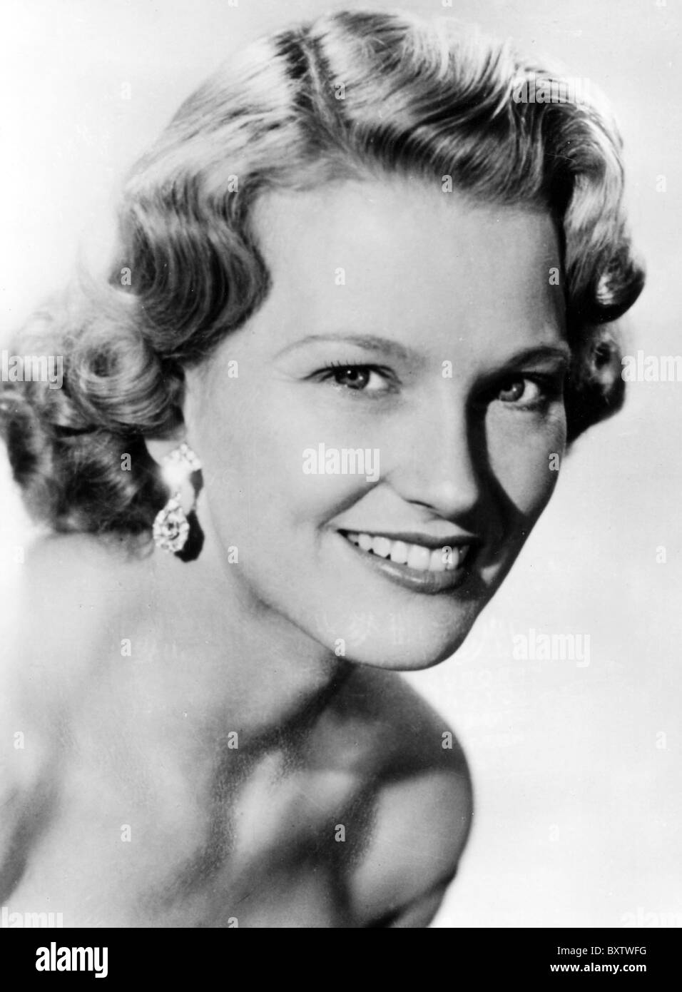 Joan Regan 1928 2013 English Popular Stock Photos & Joan Regan 1928 ...