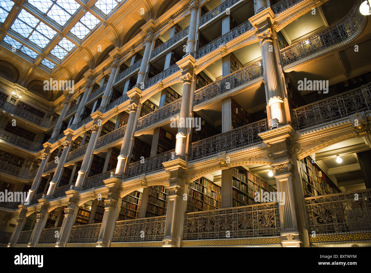 Peabody library hi-res stock photography and images - Alamy