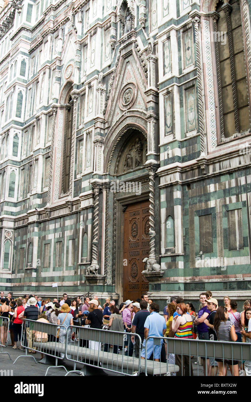Cathedral medieval architecture florentine hi-res stock photography and ...