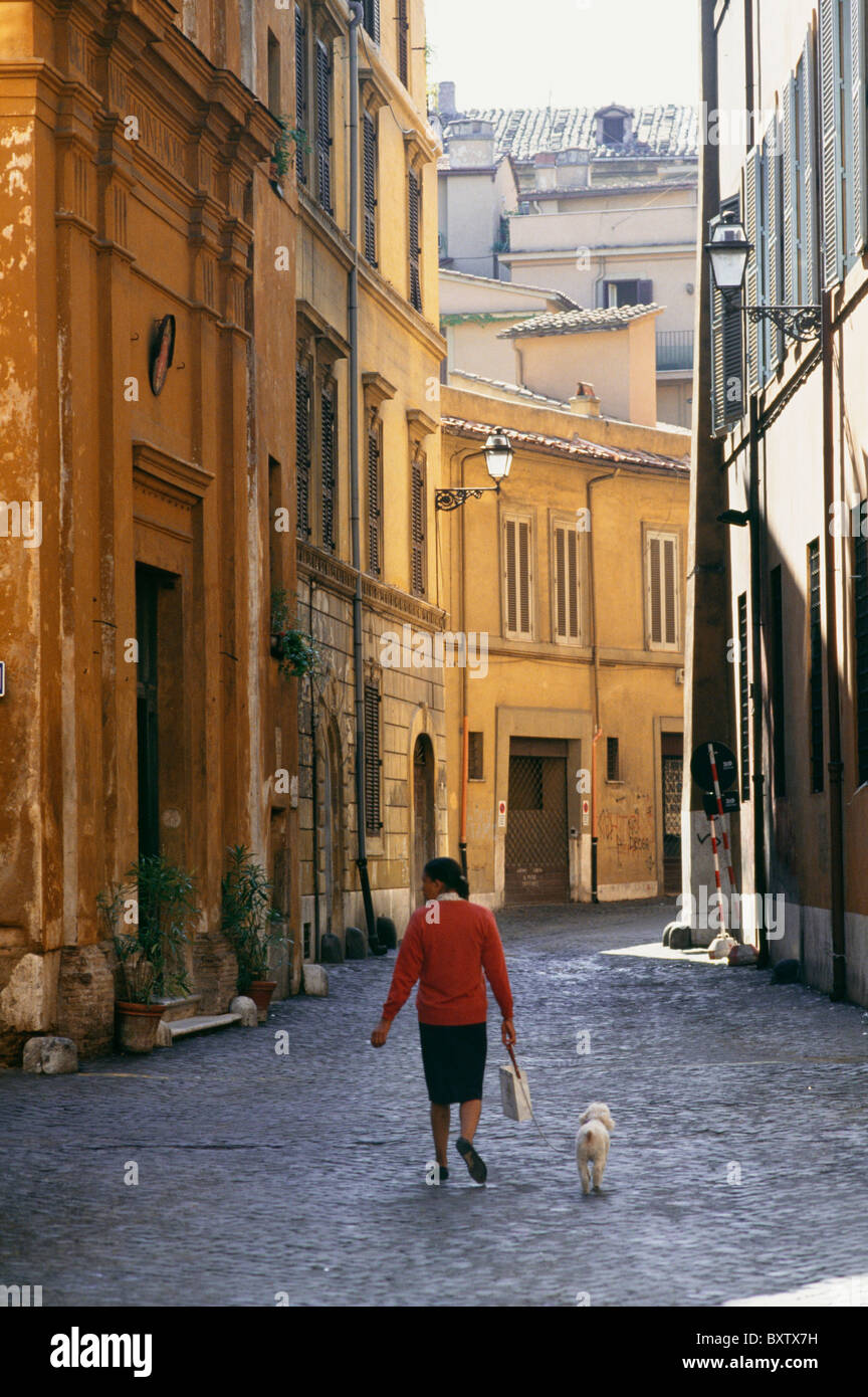 Italian person walking dog hi-res stock photography and images - Alamy