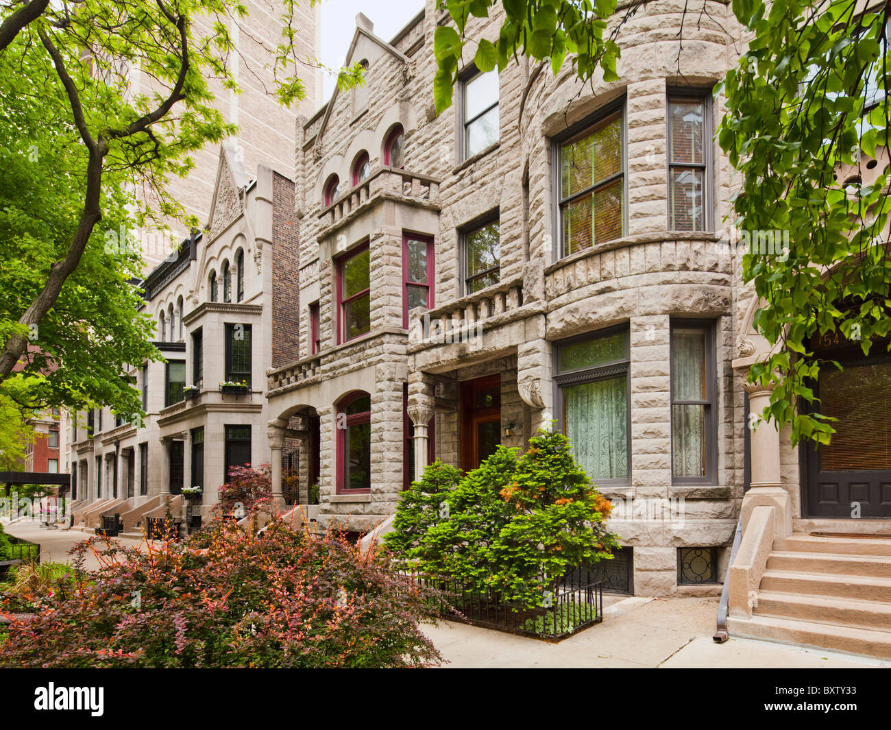 East Cedar Street Houses, Chicago Stock Photo - Alamy